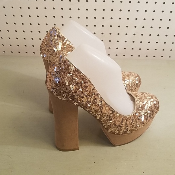 C Label | Shoes | Gold Sequence Pumps | Poshmark
